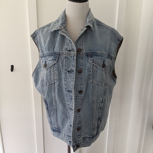 American Eagle Outfitters | Jackets & Coats | Ae Boyfriend Denim Vest ...